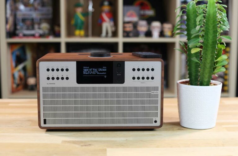 Quelle mini-chaîne HiFi monobloc choisir pour pour lire les CD, écouter ...