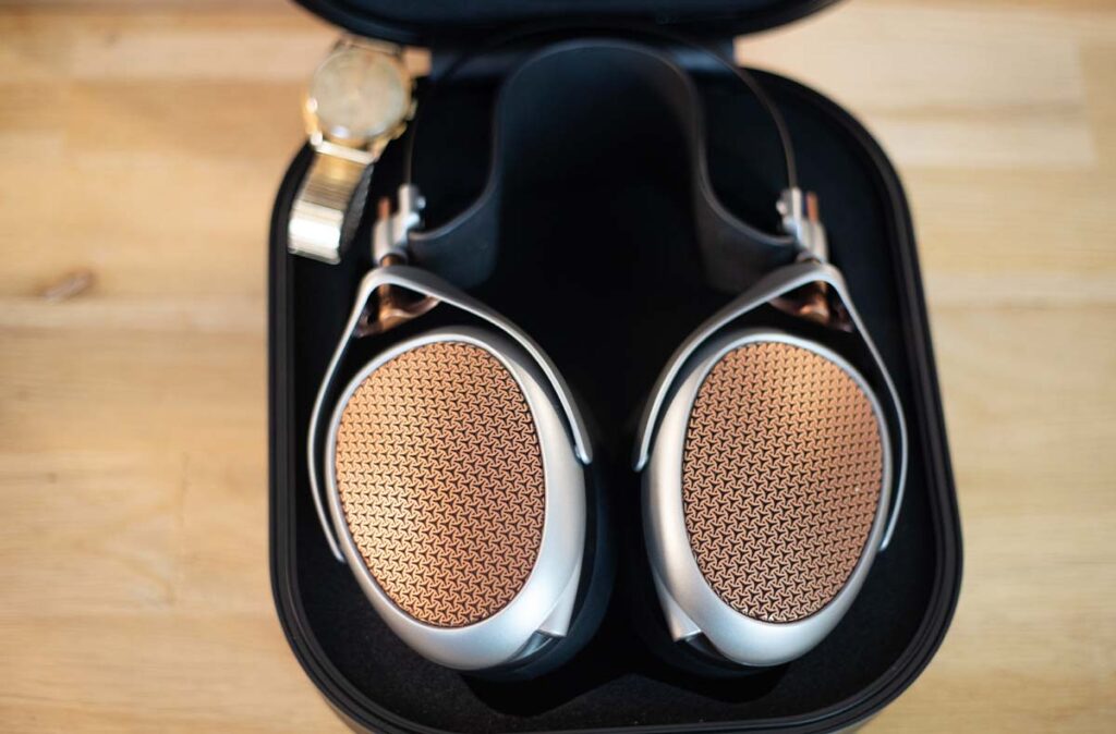 Test Meze Poet : le nouveau casque ouvert planar magnétique artisanal ...