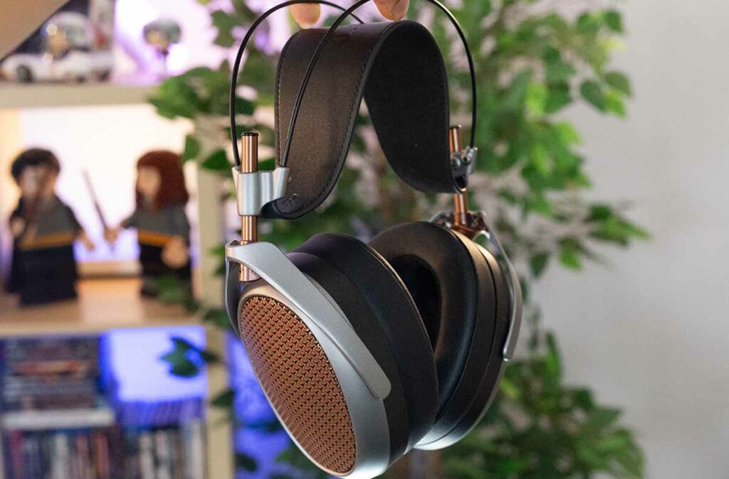 Test Meze Poet : le nouveau casque ouvert planar magnétique artisanal ...